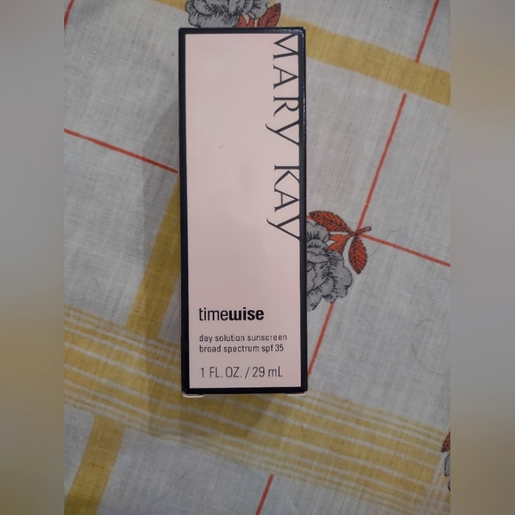 Mary Kay | Skincare | Mary Kay Timewise Day Solution Moisturizer | Poshmark